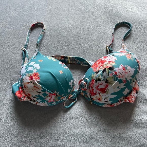 Azura | Swim | Nwot Super Cute Azura Australia Multicolored Floral ...